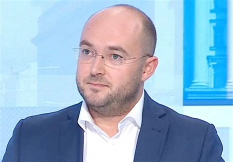 Георги Георгиев Заради Спасителите на София от 1 януари ученическите и студентските карти ще са