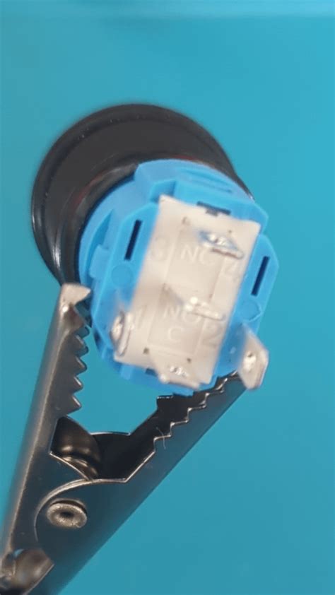 Question How To Connect This Power Switch With 5v Power Led Integrated