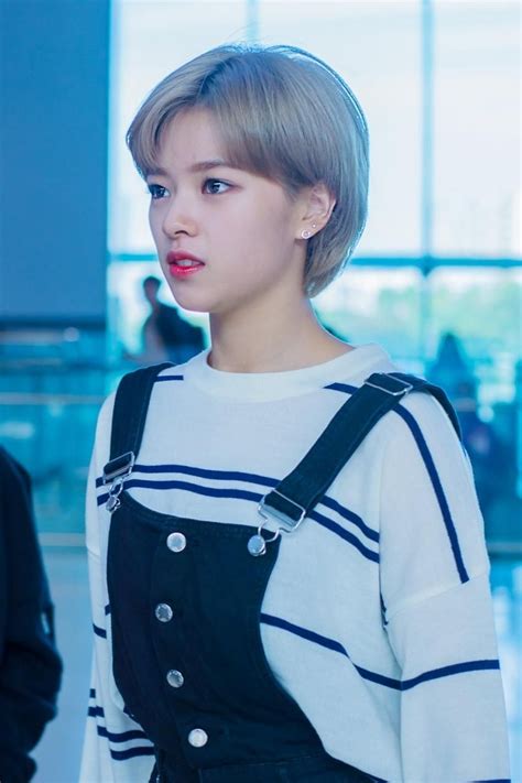 ユ・ ジョンヨン Yoo Jeongyeon 유정연 韓国のショートヘア ショートのヘアスタイル 髪型 ボブ