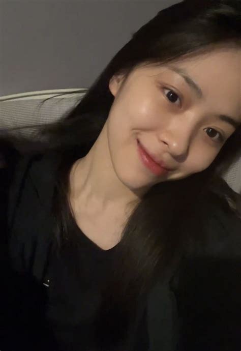 Pin By Park Sehun On Ryu Bad Girl Aesthetic Itzy Pretty People