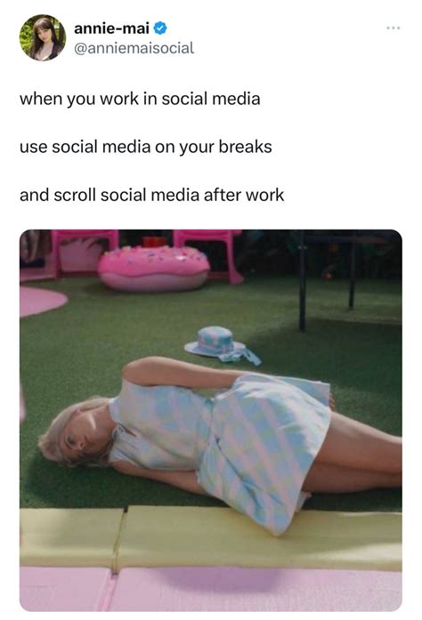 Saish Hindlekar On Linkedin Everywhere I Go I See Social Media