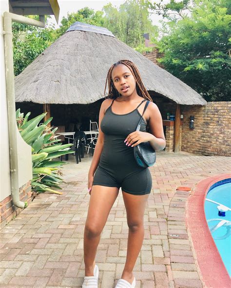 Bee M🇿🇦 Bee4yikess • Instagram Photos And Videos