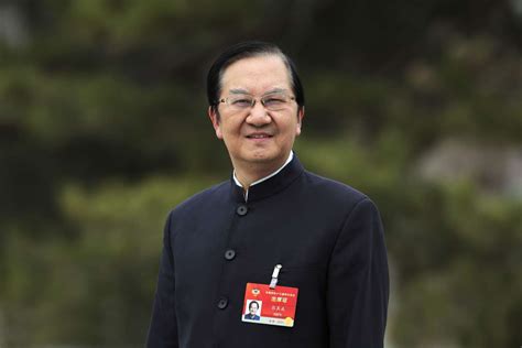 两会上的合师校友“好声音”（二） 全国政协委员张其成校友：试点全民免费医疗 校友会网站