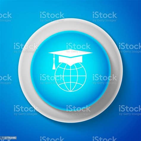 글로브 아이콘 파란색 배경에 고립에 졸업 모자 세계 교육 기호입니다 온라인 학습 또는 E러닝 개념 원 파란색 버튼을 클릭 합니다 벡터 일러스트 3차원 형태에 대한 스톡 벡터