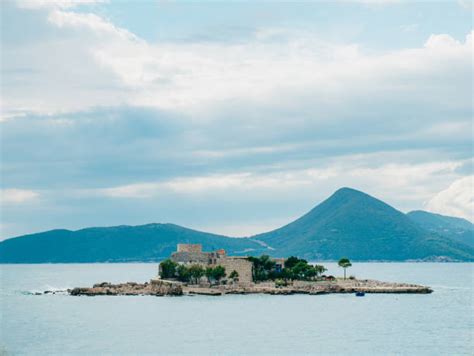 20 Arzhan 2 Fotos Fotos De Stock Imagens E Fotos Royalty Free Istock