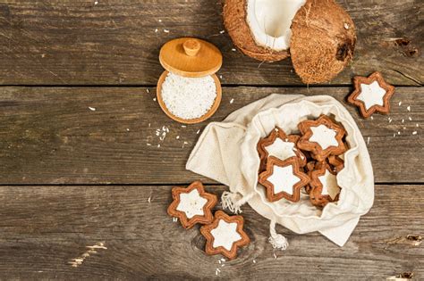 글루텐 프리 및 락토오스 프리 코코넛 쿠키 수제 건강 패스트리 비건 라이프 스타일 건강한 생활방식에 대한 스톡 사진 및 기타 이미지 건강한 생활방식 건강한 식생활