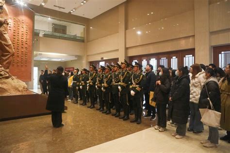 学校师生赴兰考开展焦裕禄精神青年学校 主题教育 河南开封科技传媒学院