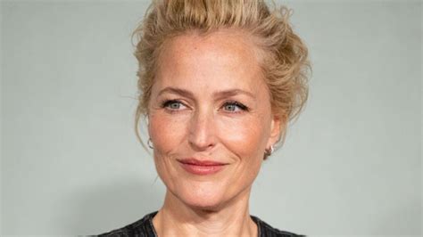 Gillian Anderson Is Curating A Book About Sex And Wants Your Anonymous Stories Mashable