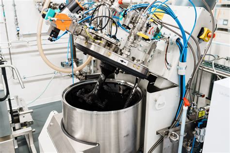 Daimler Truck Opens Battery Technology Centre