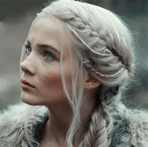 Pin Van Jess Op The Red Queen