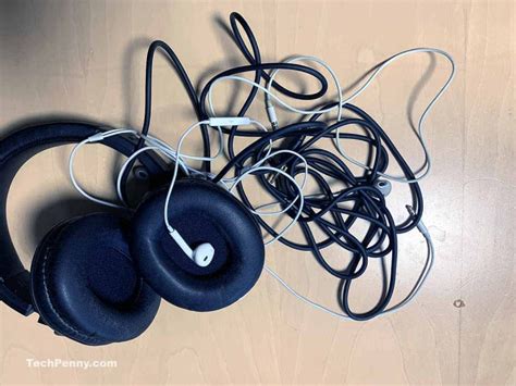 Headphones Not Working Though Plugged In 5 Solutions TechPenny