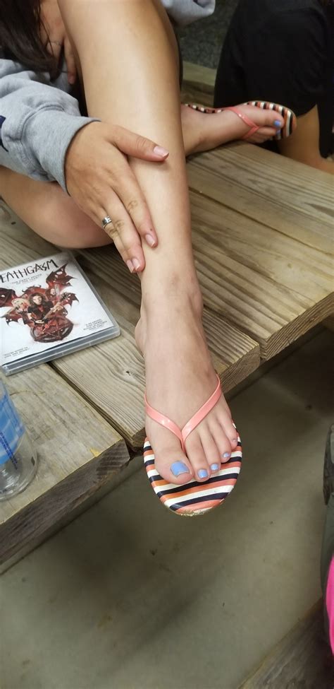 Candid Girl Feet On Tumblr