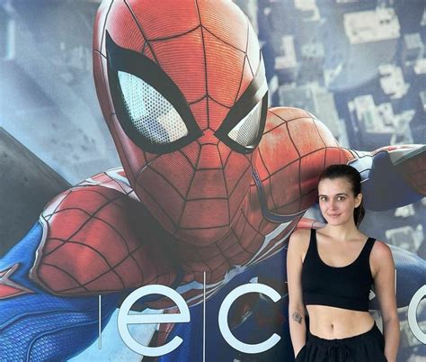 Please Respect That Im A Human Being Trying To Make A Living Spider Man Cast Stephanie Tyler