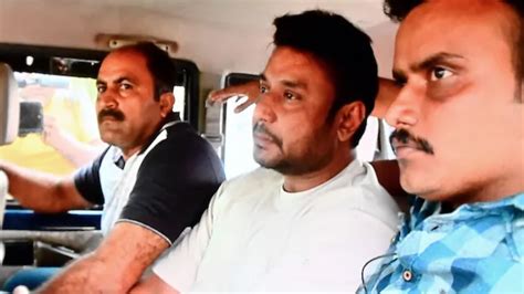Renukaswamy Murder Case Police Taking Darshan And D Gang Bangalore To Mysore What Happened
