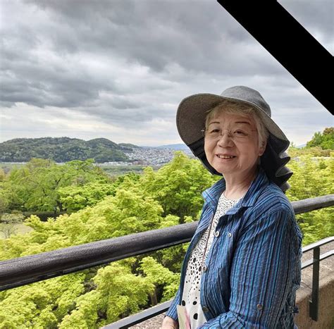 Kyouko 資格確認書が届きました。色がグリーンから肌色にかわりました。 殆ど以前の保険証と変わりません。 この確認書でこれからも使って行きます。 Facebook