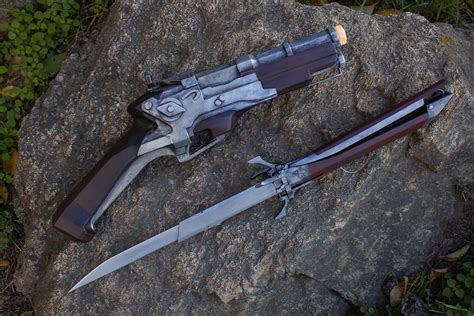 Dishonored 2 Corvo Attano Weapons Props Pistol And Dagger Dishonoured