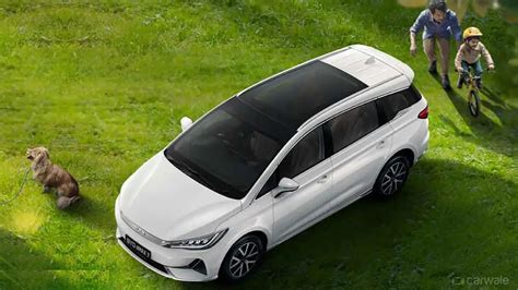 Emax 7 Left Side View Image Emax 7 Photos In India Carwale