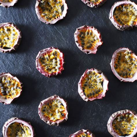 Dried Slices Of Passion Fruit Mini Pack 10 Grams Crayfish Party