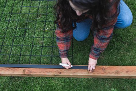 How To Build A Decorative Hog Wire Fence Shelly Lighting