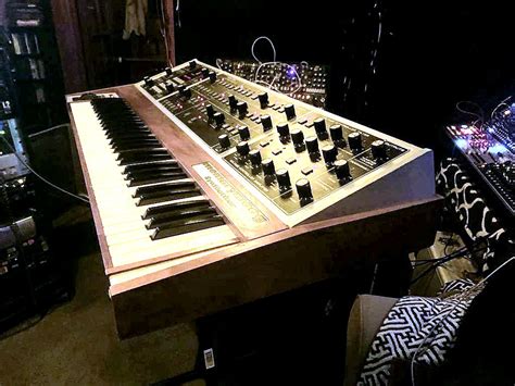 Matrixsynth Moog Memorymoog
