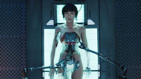 Ghost In The Shell Cast Talk Cybernetic Enhancements And How Long It Took Batou S Eyes To Be