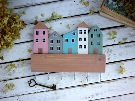 Ключница деревянная с домиками Ключница настенная в интернет магазине на Ярмарке Мастеров