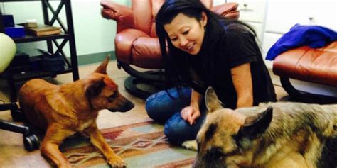 Νέες τραγικές λεπτομέρειες για τον θάνατο της συζύγου του Τζιν Χάκμαν Τι έδειξε η τελική