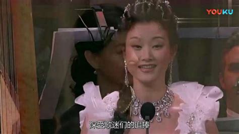 53岁宋祖英近照，隐藏了27年的老公，恩爱如初娱乐明星娱乐好看视频