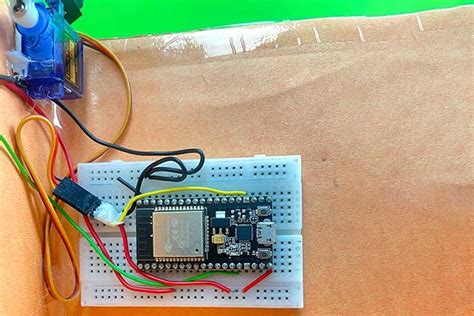 Dự án Cửa Tự động Esp32 Iot Garage Door Iot Zone