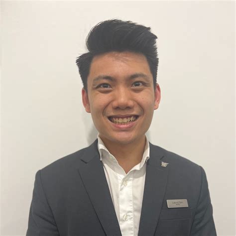 Leong San Wong Front Desk Manager Jw Marriott Singapore South Beach