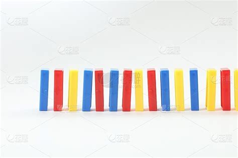 多米诺骨牌的概念