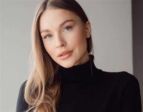 Non Surgical Skin Tightening Vs Surgery Whats The Best Option After