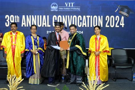 Varun Bhattacharya On Linkedin Graduation Grateful Newbeginnings Thankyou Vit 27 Comments