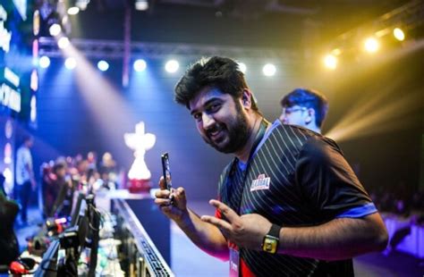 Meet Dr Rushindra Sinha A Doctor Turned Entrepreneur Who Is The Ceo