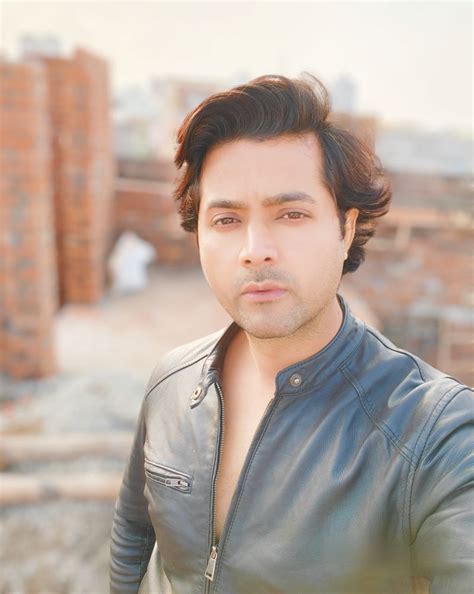 𝙵𝚊𝚛𝚑𝚊𝚗 𝙺𝚑𝚊𝚗 On Linkedin Picture Of The Day😊