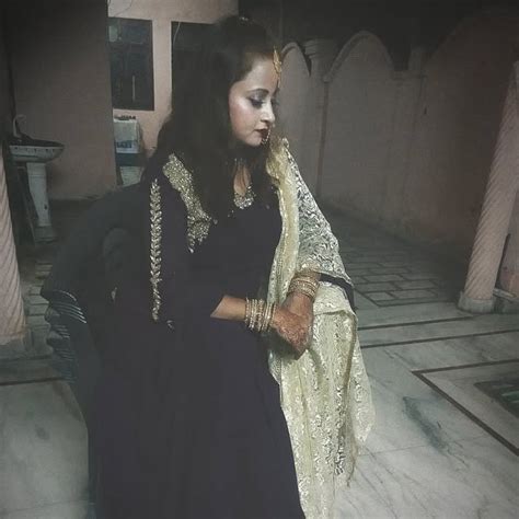 Rafiya Khan Rafiya8328 • Threads Say More