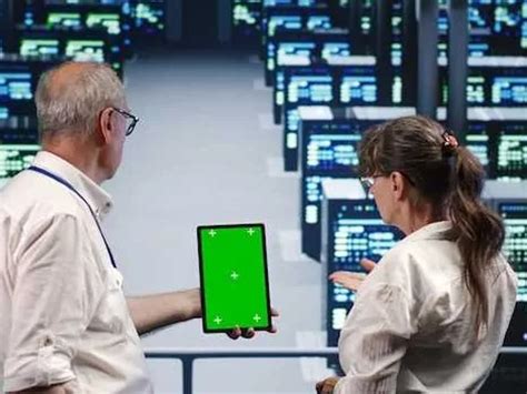 Real Time Ingestion Vs Batch Processing A Comprehensive Comparison Of