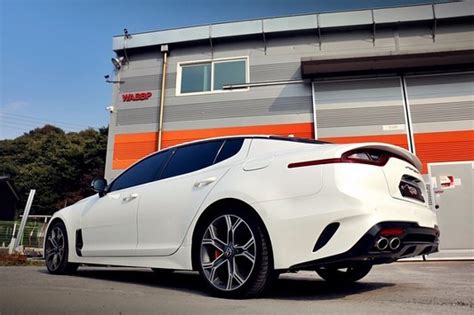 오로라 하이테크 와프배기 안녕하세요 와프입니다 기아 스팅어 차량이 와프 중통and가변 머플러 작업을