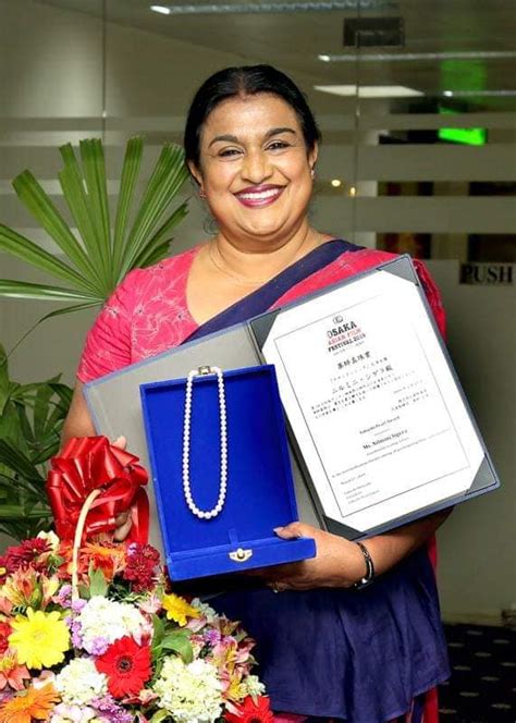 සම්මානය වෙනුවෙන් මගේ නම කියද්දී මම උඩබිම බැලුවා ඇඟත් පණ නැති වුණා වගේ දැනුණා