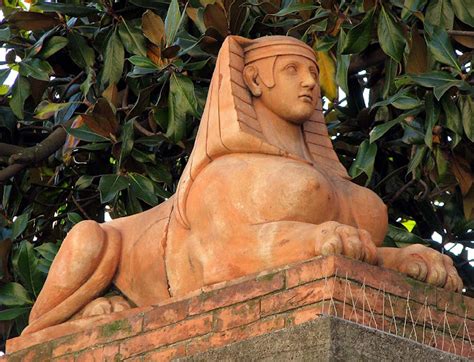 Livorno Daily Photo Topless Sphinx