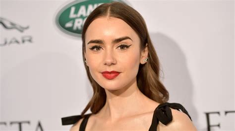 Lily Collins Eyebrows Plucked