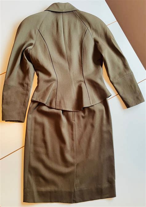 Vintage Albert Nipon Two Piece Suit Size Small Great Condition Etsy