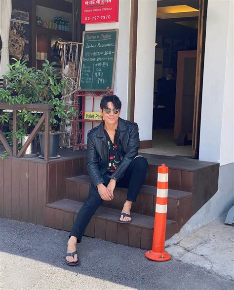 Kim Joo Huns Feet