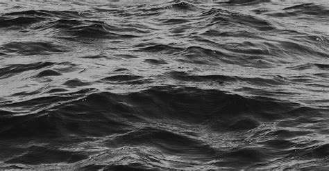 가벼운 경치 경치가 좋은 고요한 관념적인 깨는 파도 날씨 대기 분위기 대기의 두려움 드라마틱한 물 물결 모양 미니멀리스트 바다 바다 경치 바람