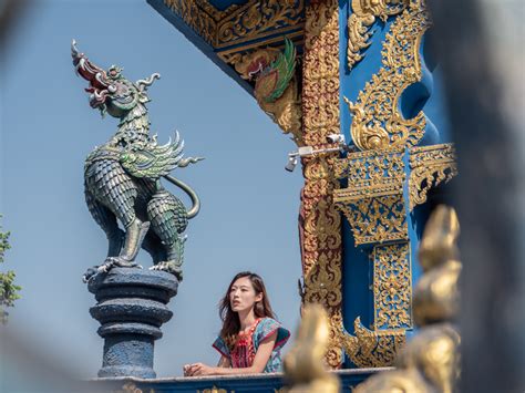 泰國清萊景點｜舞虎寺清萊藍廟：迷幻絢爛卻莊靜祥和，讓人讚嘆的佛教藝術 蔡小妞依玲