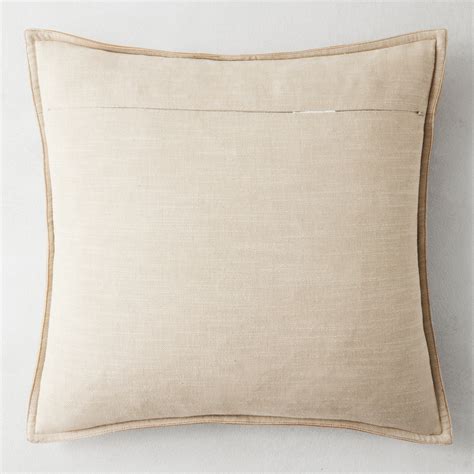 Dylan Pillow 22 Chestnut Zgallerie
