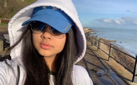 Cricketer Imran Farhat Talks About Meeting His Bollywood Crush And Second