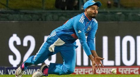 Shreyas Iyer Fit At The Moment Says Ajit Agarkar Cricket World Cup