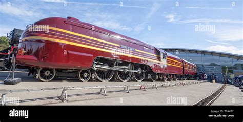 Lms Coronation Class 6299 Duchess Of Hamilton Streamlined Steam