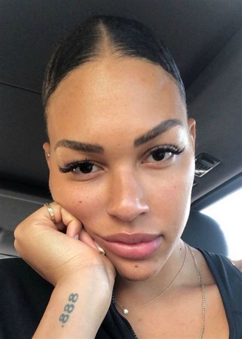 Liz Cambage Height Weight Age Babefriend Family Biography